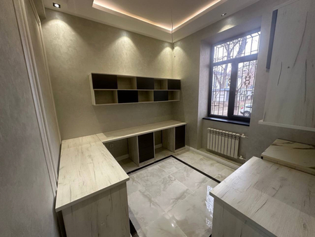 Продается Евро офис Ор-р: Яккасарай БТИ 120м2