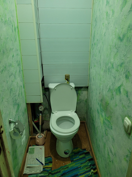 Метро М.Горький ёнида 4-хоналик квартира сотилади. Ипотека бор. 128 м²