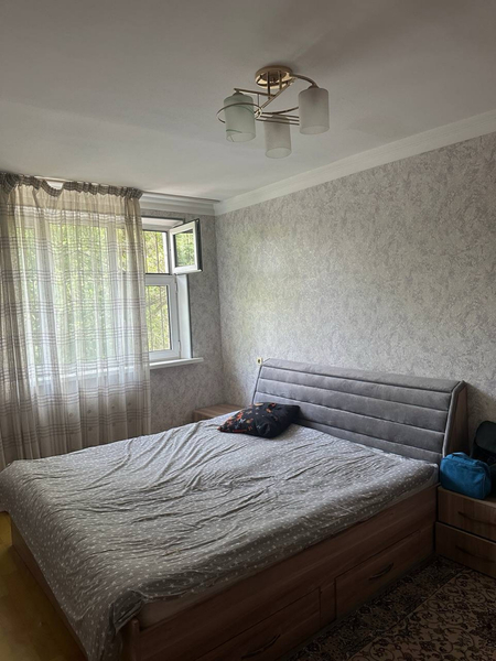 Продается квартира трёхкомнатная