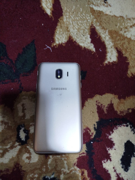 Samsung j4 ishlashi yaxshi