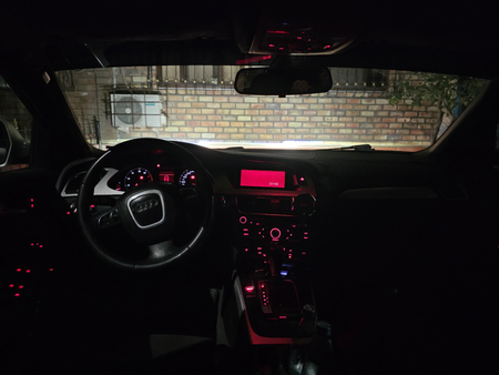 Ауди а4 б8 2008года 1,8TFSI