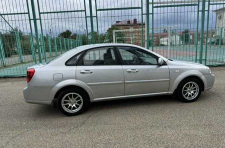 Chevrolet Lacetti 2012 год