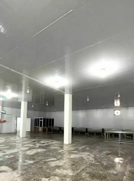 Срочно продаётся 5 000 м². производственный цех с промхолодильником!