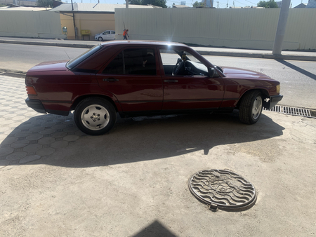 Mercadrs Benz 190