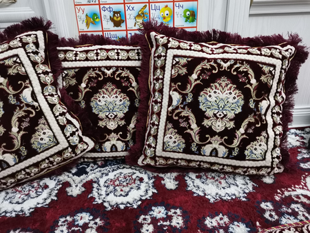 Янги курпачалар йостиги билан сотилади