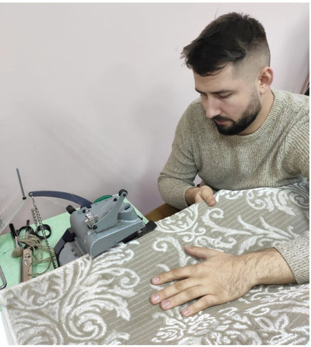 Оверлок обшивка ковров на дому