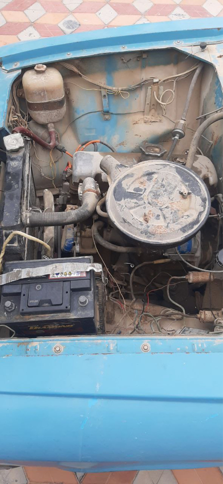 Moskvich 412 holati yaxshi hamma joyi ishlaydi