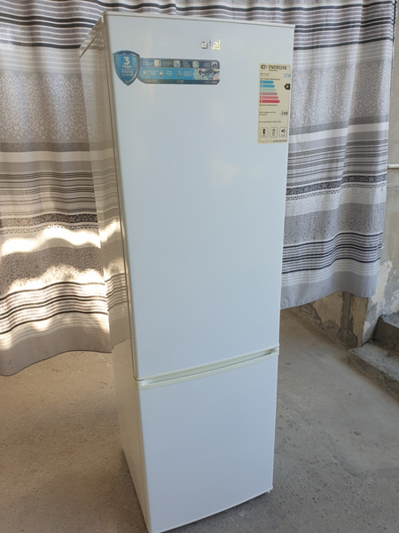 Artel holodilnik