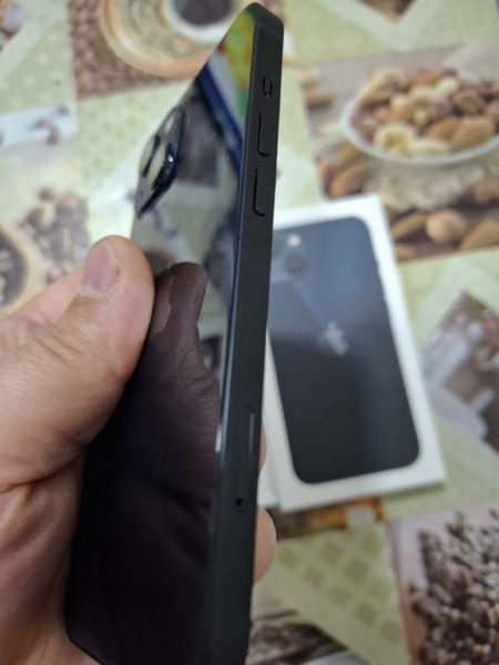 iPhone 13  IDEAL