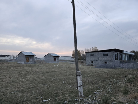 Дукон сотилади, Корамуйин, 47 мактаб
