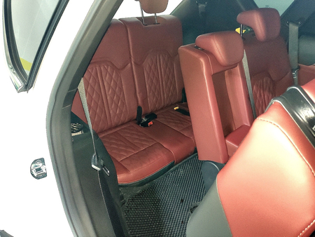 Премиум пассажирские перевозки. Город и за пределами. Premium taxi.