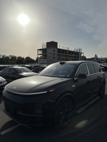 Li 9/ LiXiang L9 Ultra/ 2024 Nalichida bor