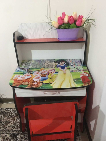Продается детская парта