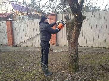Садовник Садовник.Богбон Ландшафтный дизайн.