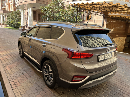 Hyundai SantaFE 7000км