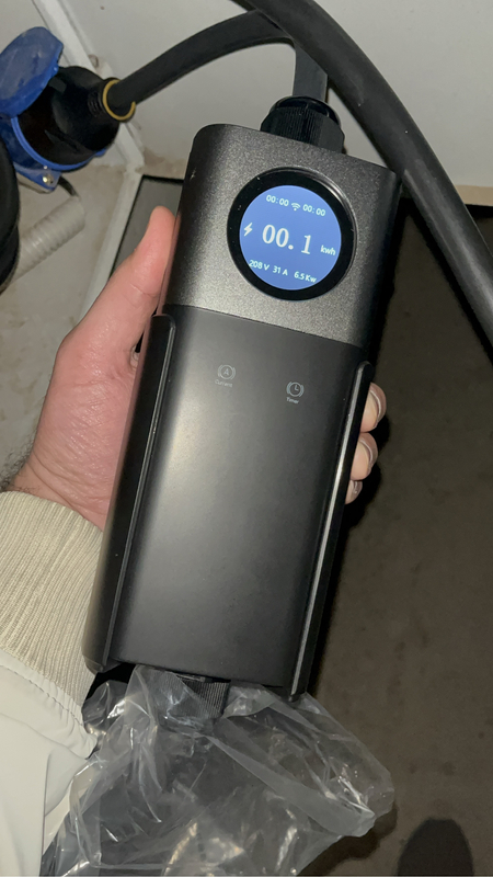 Зарядка 7 квт с Wifi для электромобиля