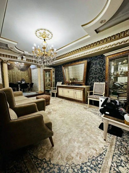 Продается 4 комнатная на ц6 Ориентир на небе 80кв.м