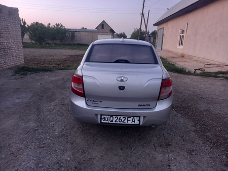 Lada Granta 2012