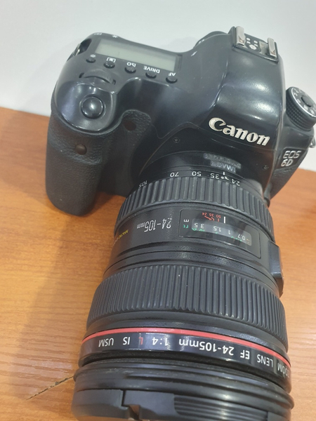 Фото апарат Canon EOS 6D