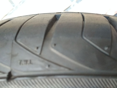 Mers E210 ga taqilgan 215/55 R16