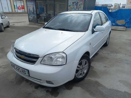 1.8 Lacceti oq avtomat