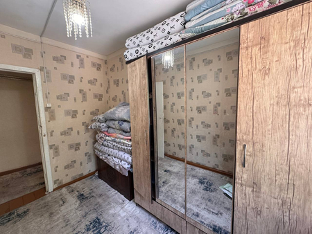 2 х ком Спутник 8. 1/2 эт. Выход в город санузел раздельный Ж/Д.35.000