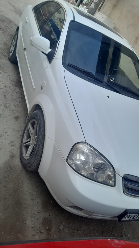 Lasetti 1.8 avtomat metan 100