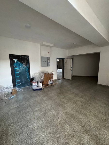 Срочно продаётся 126 квм квартира на 8 этаже, ул. Фергана йули