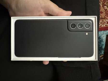Samsung s21 Fe 2022 был куплен идеал