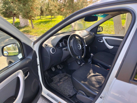 Lada Largus 2020 yil