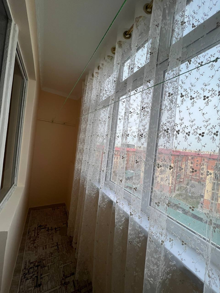Продается 2/7/9 Паркетский базар Риезий
