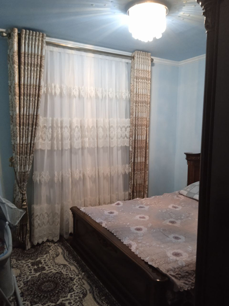 Жар арик продаётся срочно 4 комнатная..