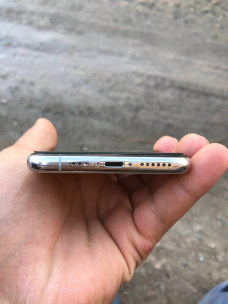 Iphone 11 pro sotiladi