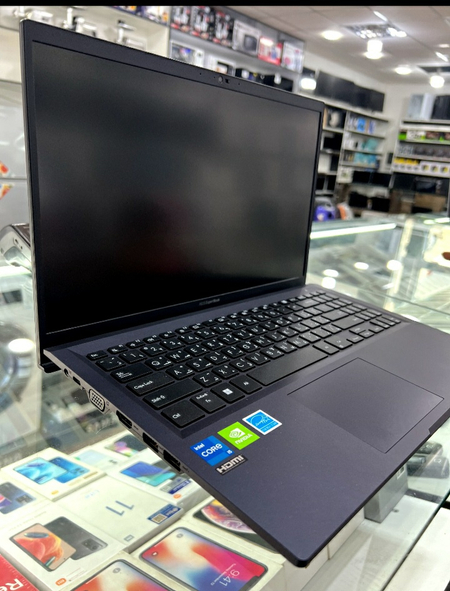 Asus expertbook i5 16/512ssd