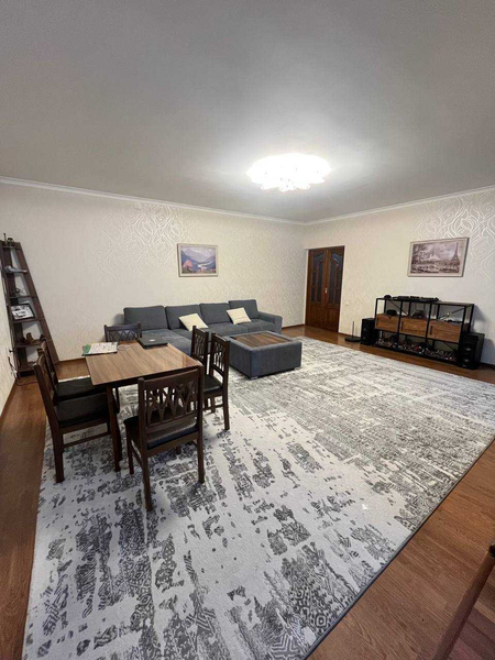 V3654 3/4/4 Нукусской Ор.р: напр. гламур  130м2 Средний ремонт