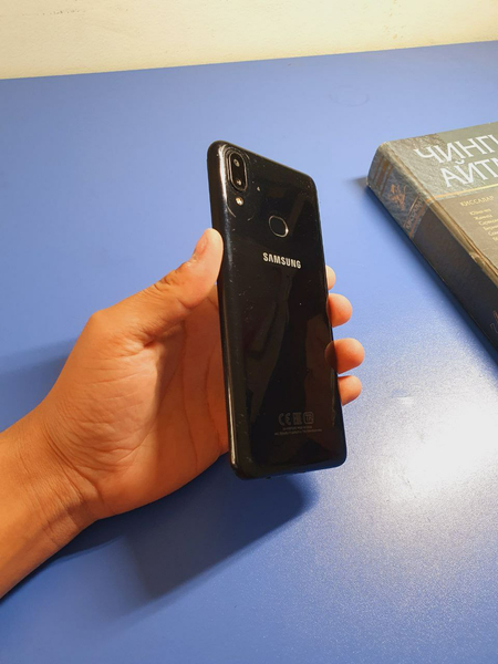 Samsung A10s sotiladi