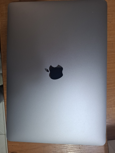 MacBook AIR 2020 8/256