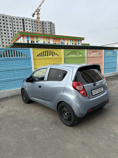 Spark avtomat 1.25sotiladi.