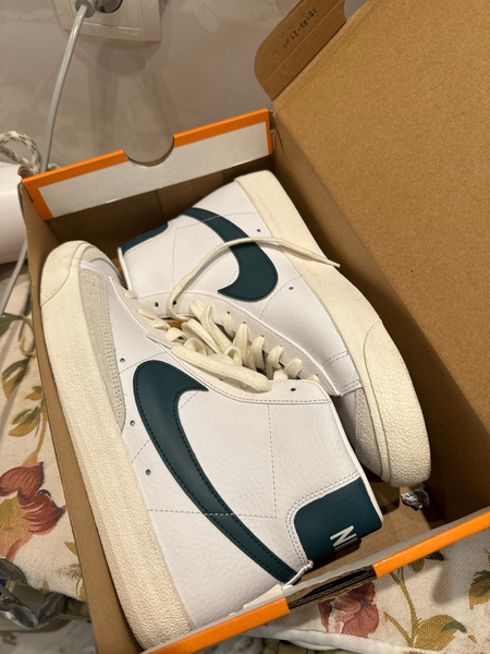 Оригинальные кроссовка Nike