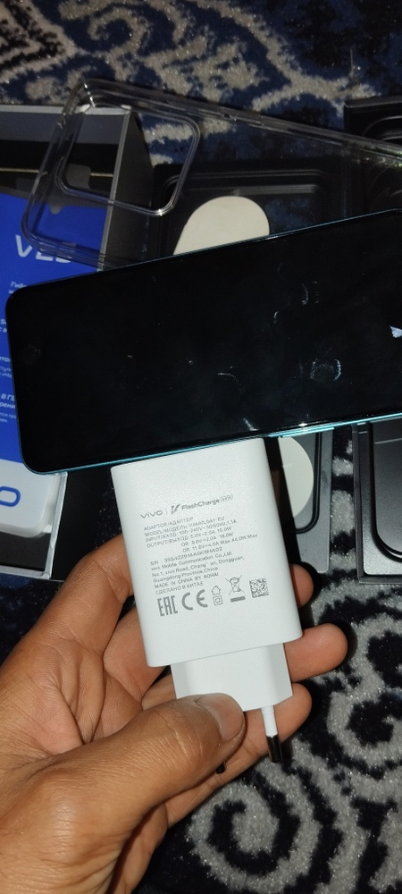 Vivo v25 5g 8+8/256 ideal holatda