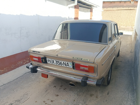 Jiguli 06 sotiladi