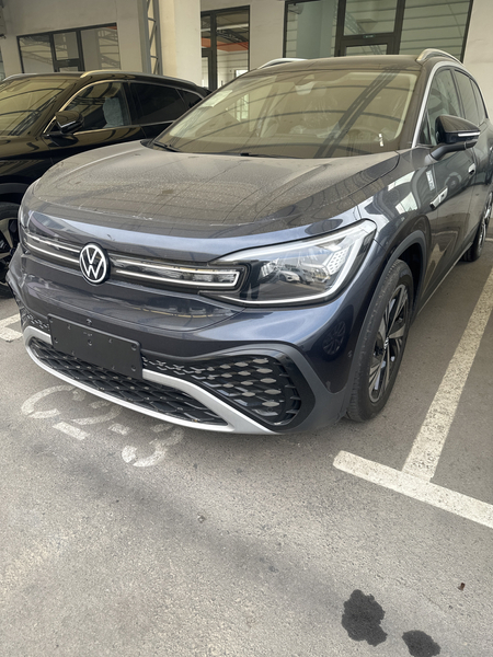 Volkswagen ID 6 Cross