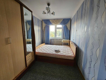3 xonali 75m² 3-qavat sotiladi.