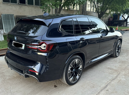 Продается BMW IX3
