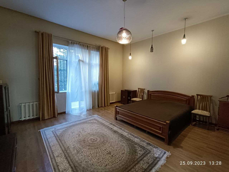Садыка Акимова 145 школа 3/2/7 спецплан 181м²