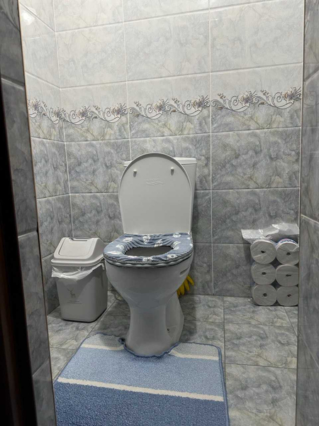 Продаётся срочно 4 комнатная квартира в самом центре Ташкента