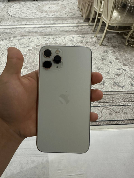 Iphone 11 pro white