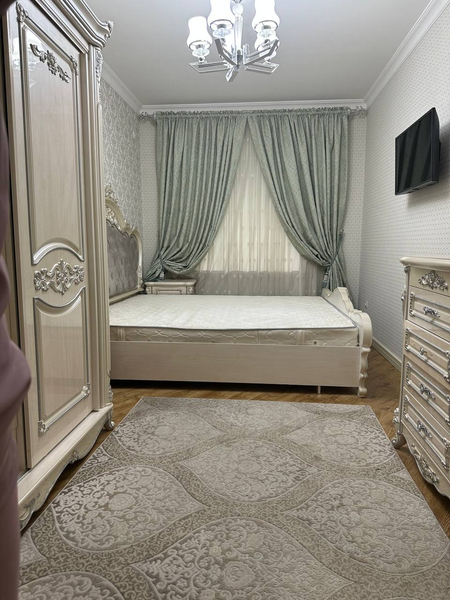 Shayxontohur Abay karzinka Ц-13. 3xona uy 800y.e
