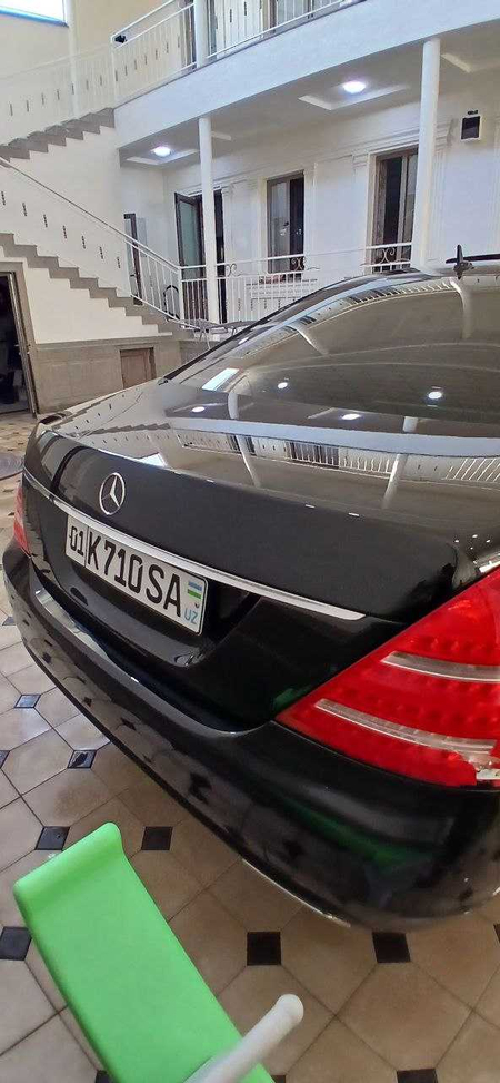 Mercedes Benz W221