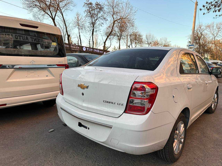 Cobaltlar sotuvda lizinga